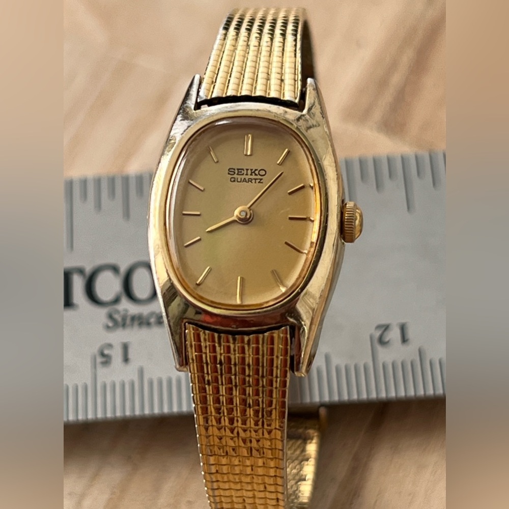 Seiko Rare Vintage Ladies Watch Gold-Tone Bracelet Di… - Gem